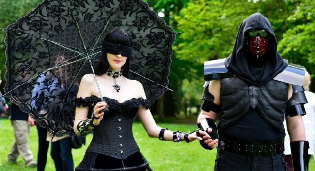 Seven contemporary gothic fashion designers to follow - Atmostfear ...