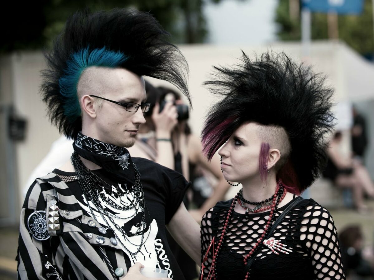 Seven contemporary gothic fashion designers to follow - Atmostfear Entertainment