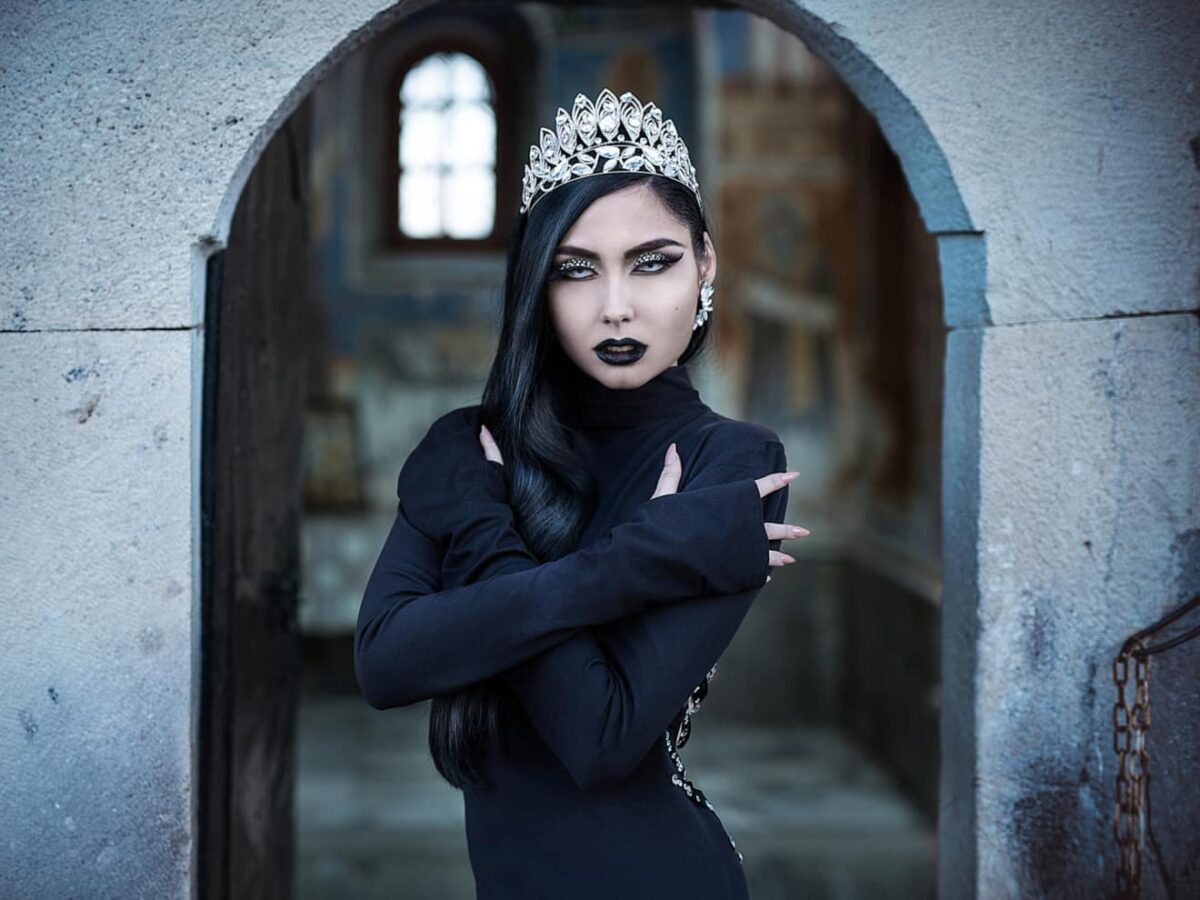 The Gothic Subculture Versus Merchant’s Abstraction – Atmostfear ...