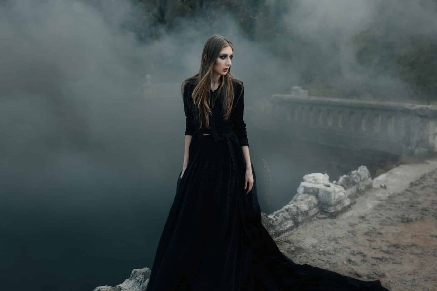 Renaissance Witchcraft and the Evildoing of the Phenomenon – Atmostfear ...