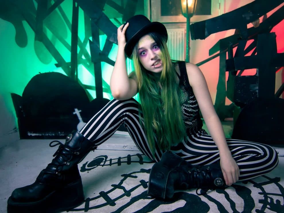 “Madmen Know Nothing!” The Gothic Transgression and Madness ...