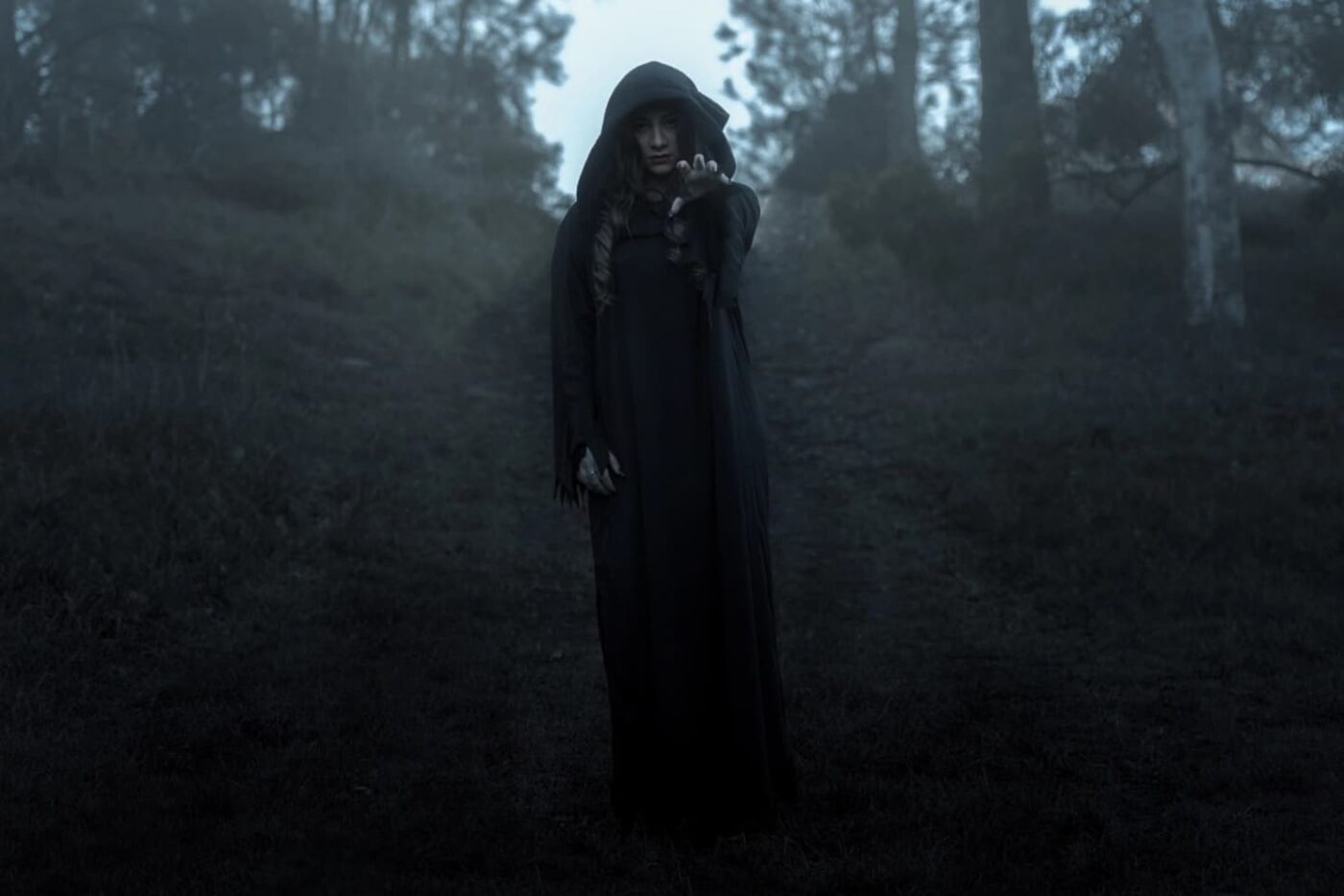 Funeral Rites and Death-Ritual Practices in Greek Tragedy – Atmostfear ...